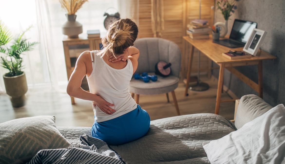 Why Do My Bones Crack So Much? Explained – P-HealthX