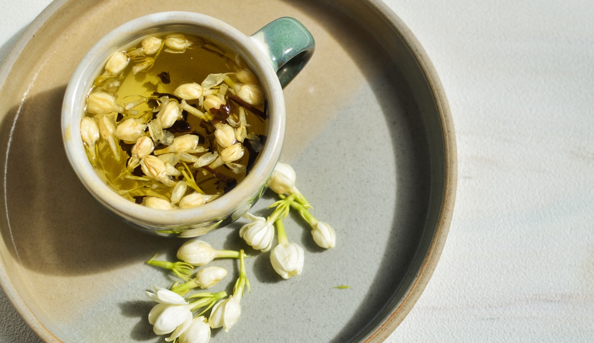 5 Jasmine Tea Benefits for Skin, Digestion, and Mood – P-HealthX
