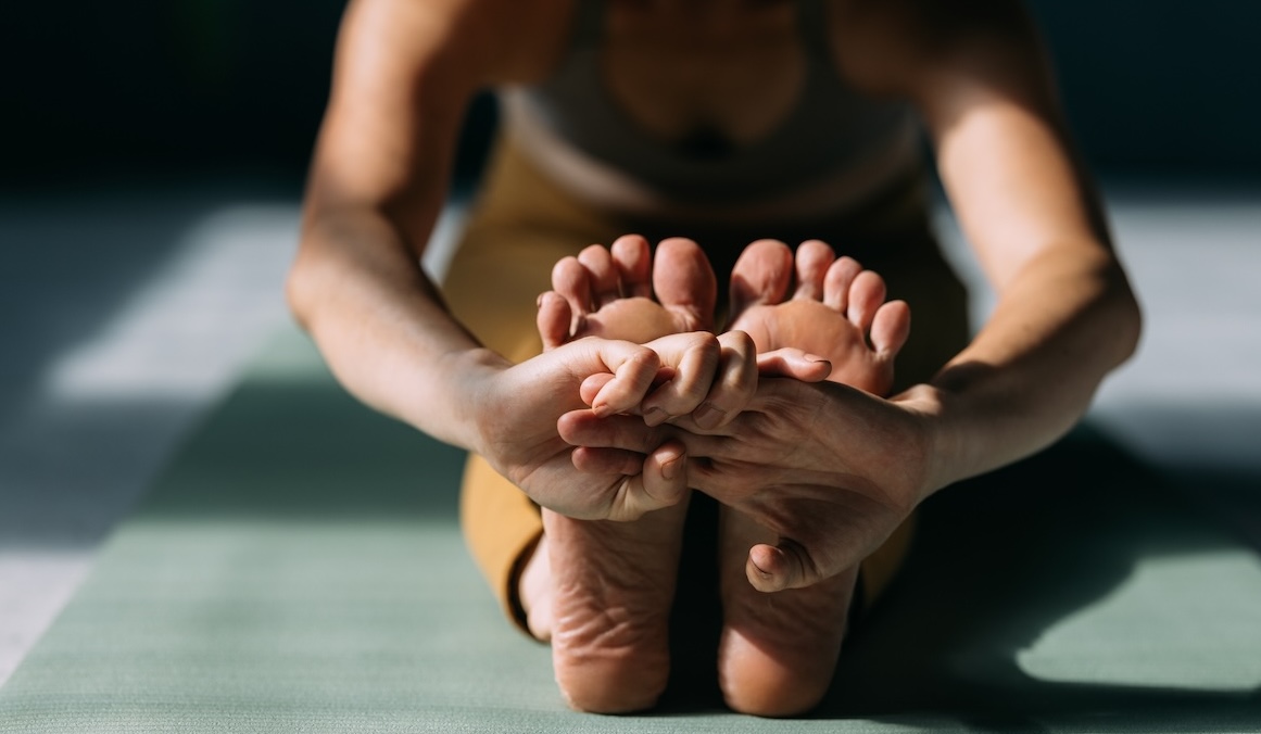 Bottom of Feet Yellow: Causes and Treatment – P-HealthX