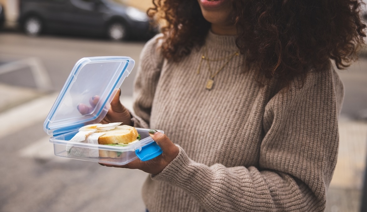 Study Finds Thousands of Food Packaging Chemicals in Humans – P-HealthX